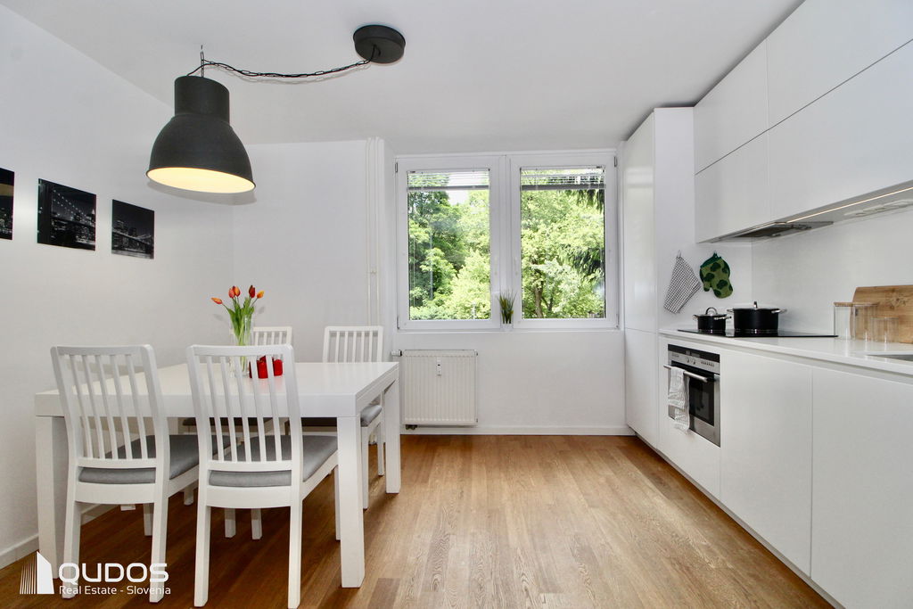 Prodaja, Stanovanje, 2-sobno, Ljubljana, Center, Center, 57 m2