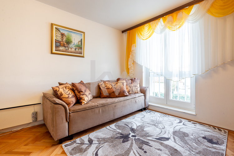 Sale, Apartment, 3-bedroom, Coastal-Karst, Koper, Center, 57.3 m2